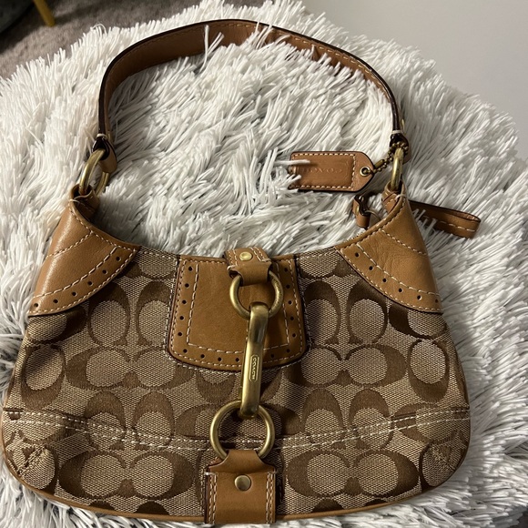 Coach | Bags | Coach Tan Small Signature Vintage Bag | Poshmark